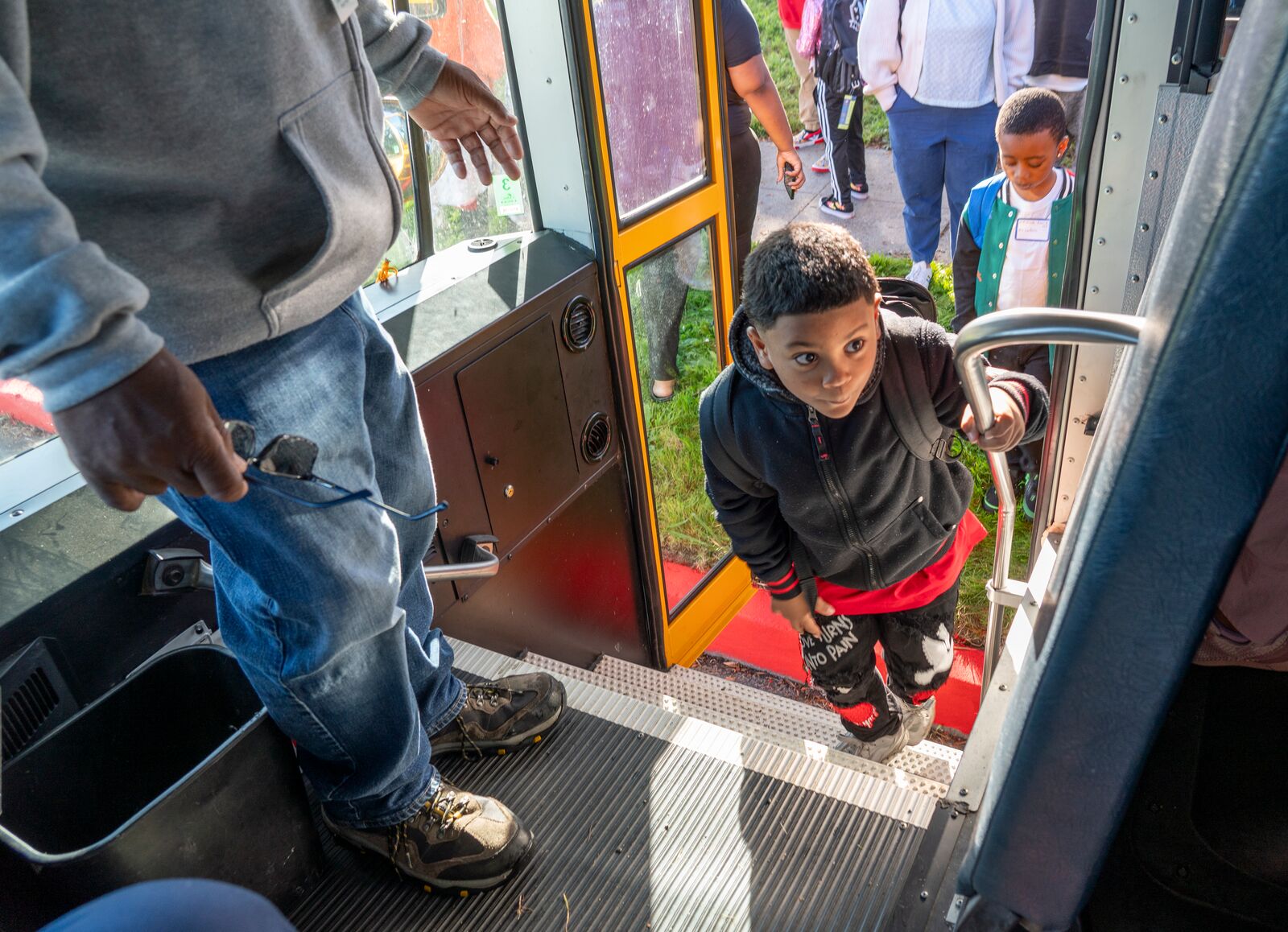 Stege Elementary pupils start first day at middle school